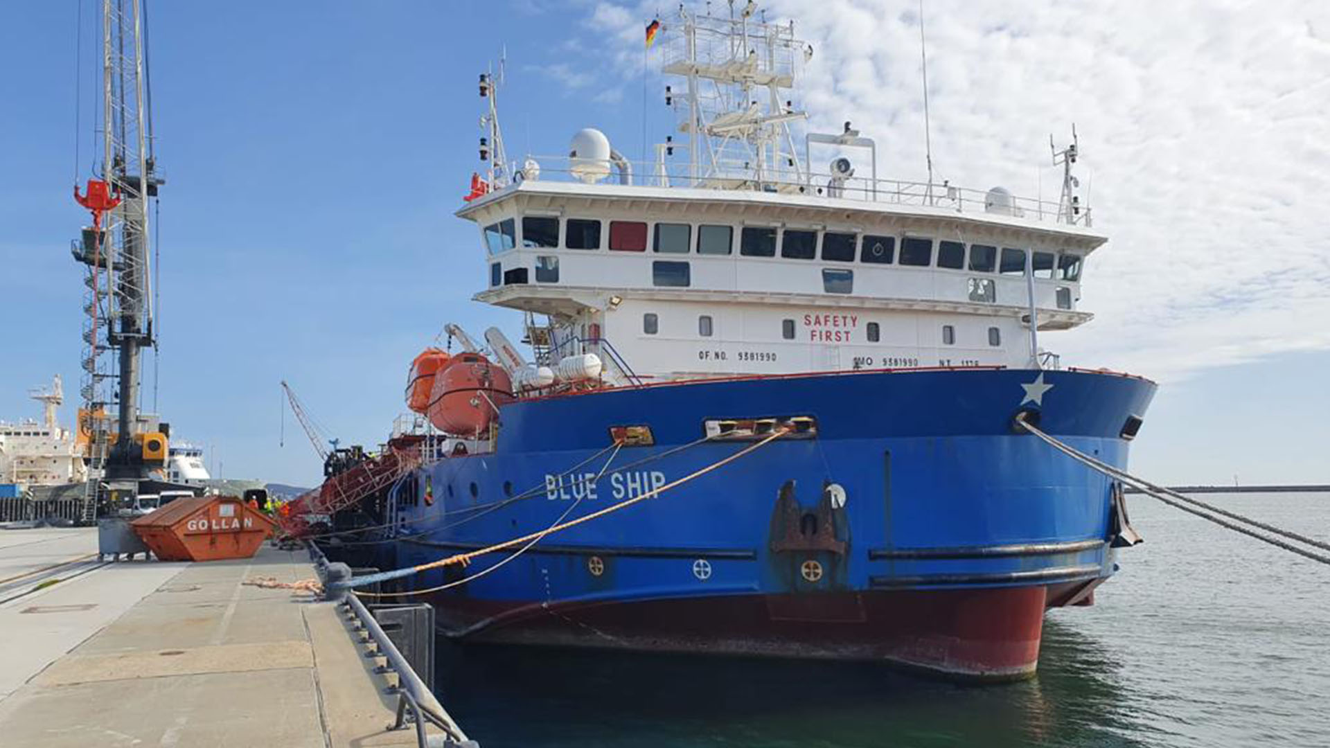 Blue ship | Mundus Prime